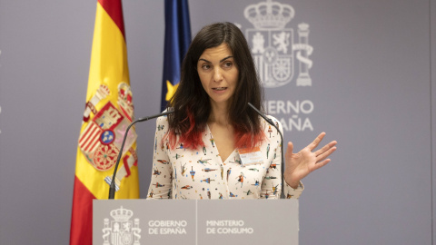 El TC desestima el recurso del 'youtuber' Un Tío blanco hetero contra ...