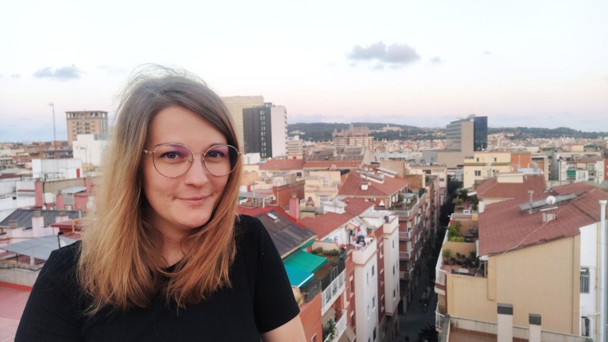 Elisa Coll: "La bisexualidad no es un complemento: es una identidad válida y política" | Público